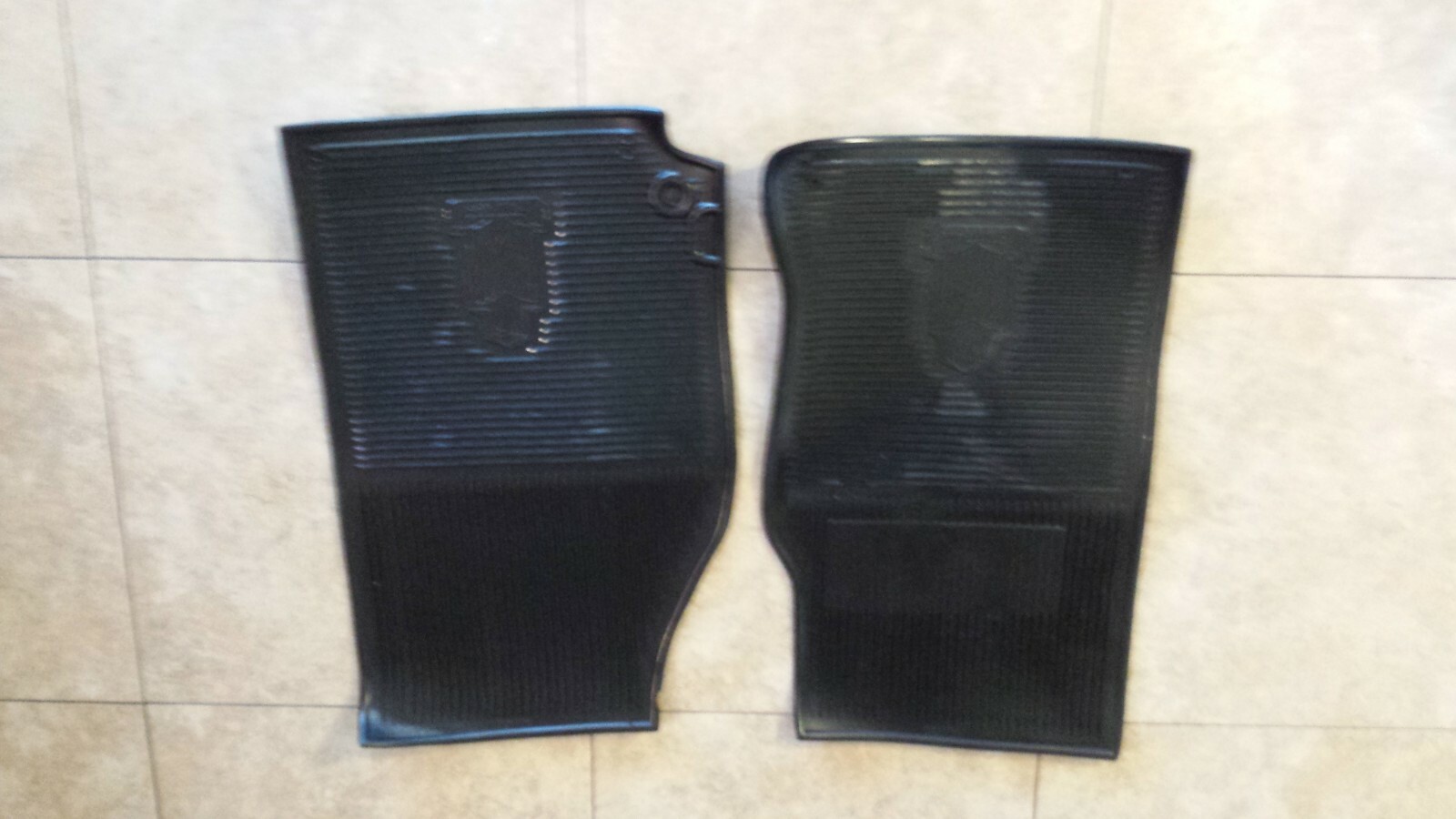 Triumph TR6 TR4A TR250 TR4 Original Rubber Floor Mats | Genuine OEM ...