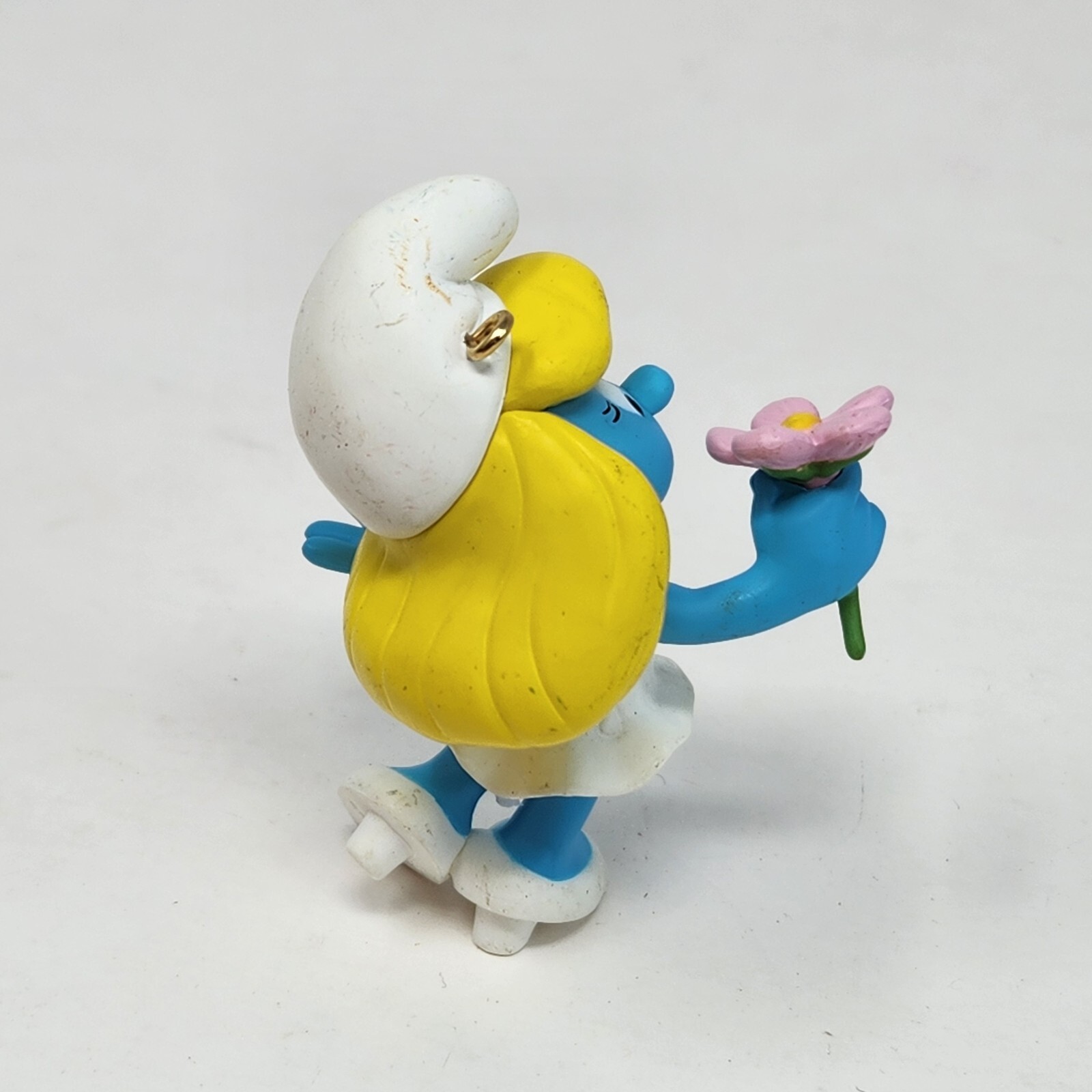 2011 PEYO SMURFS CHRISTMAS ORNAMENT SMURFETTE HOLDING PINK FLOWER | eBay