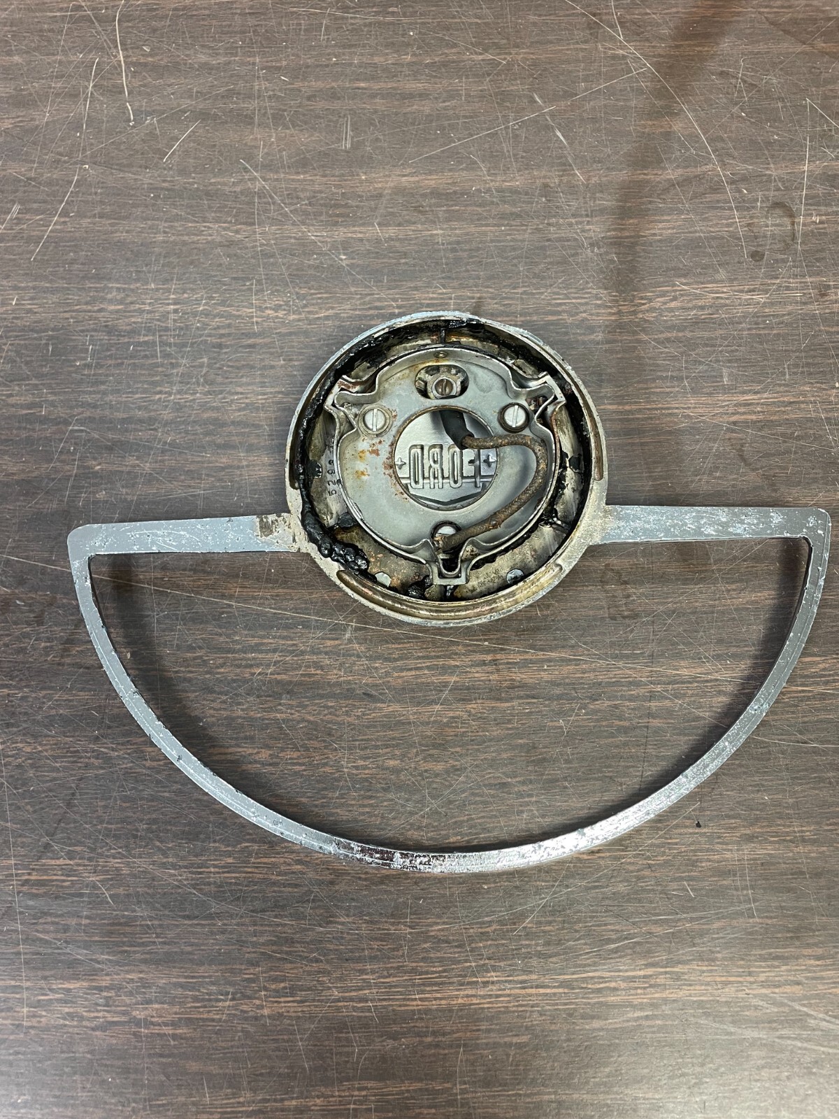 1949 FORD CUSTOM STEERING WHEEL HORN RING CAP BUTTON CENTER ORIGINAL ...