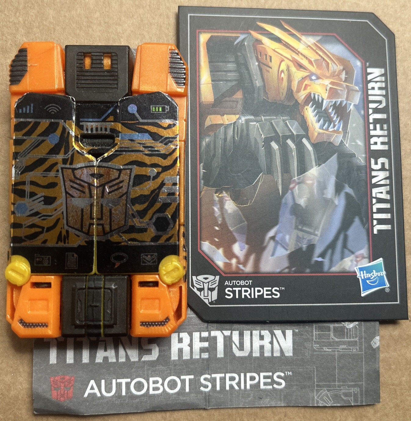Transformers Titans Return Autobot Stripes Complete | eBay