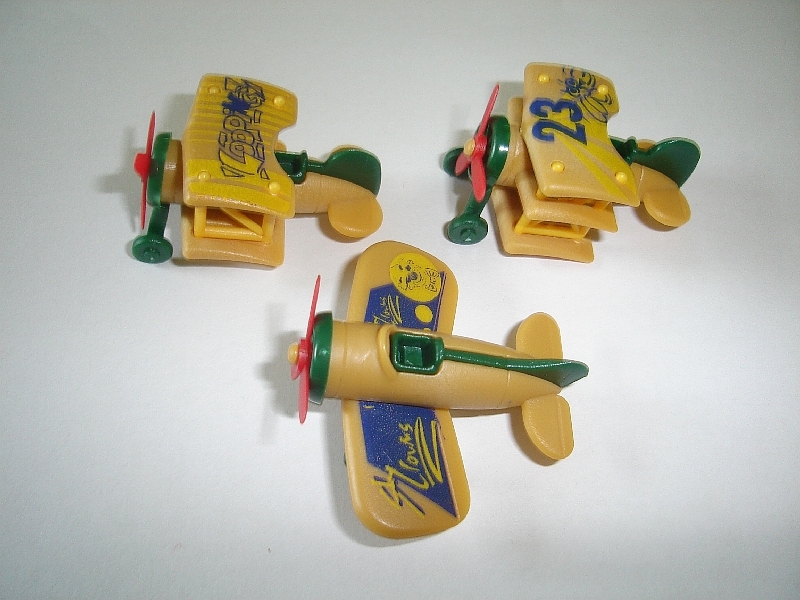 VINTAGE MODEL AIRPLANES SET 2 1994 - KINDER SURPRISE PLASTIC TOYS ...
