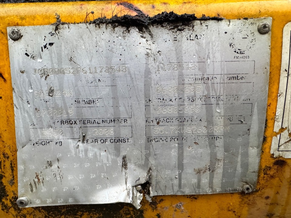JCB 8052 DIGGER EXCAVATOR MINI DIGGER SPARES OR REPAIRS NON RUNNER LOOK ...