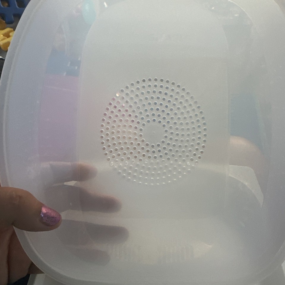 Tupperware CheeSmart Medium Square Cheese Smart Container Keeper #5437 ...