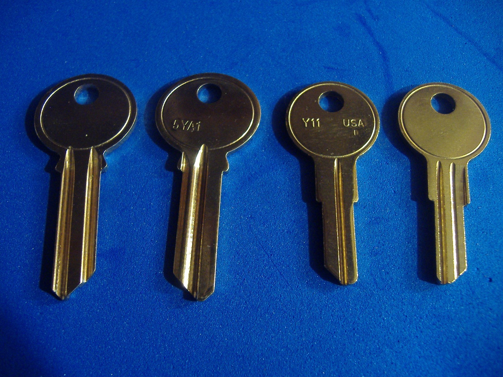 LOT OF 35 MOST POPULAR KEY BLANKS HOME AND OFFICE KWIKSET SCHLAGE ARROW ...