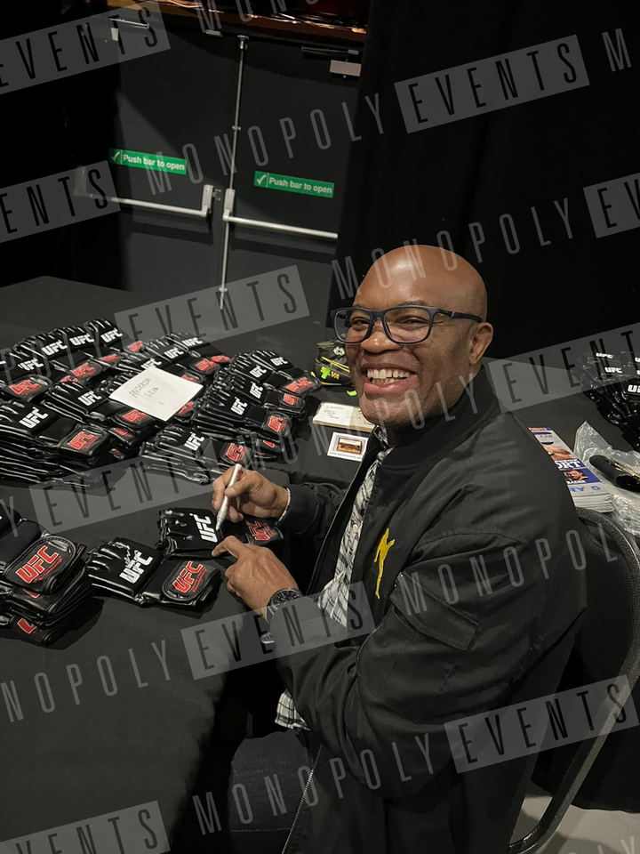 UFC Glove Signed By Anderson Silva 100% Authentic With COA | eBay