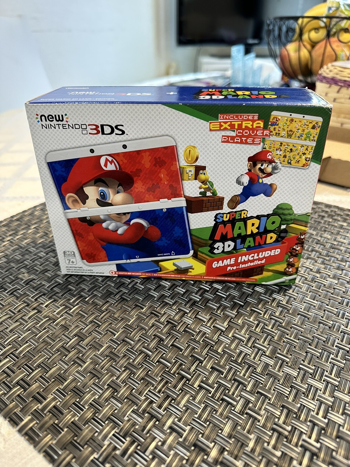 New Nintendo 3DS Super Mario 3D Land Edition Console - White (CIB ...