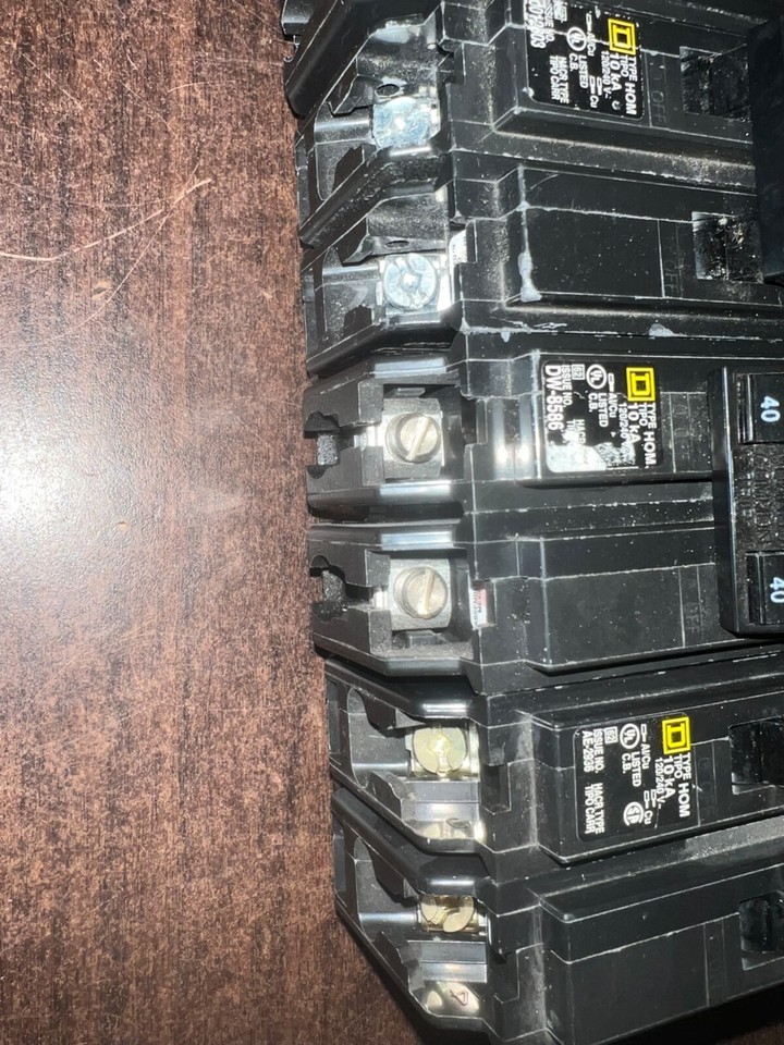 4 NEW SQUARE D HOME LINE 2 POLE CIRCUIT BREAKERS 20, 25,40 60 AMP. B23 ...