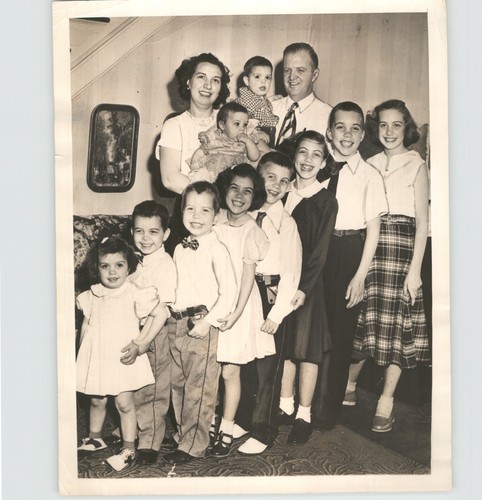 MILKMAN John O'Donnell with Wife & 10 Kids PHILADELPHIA 1952 Press ...