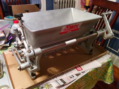 Dough Rollers & Cutters - Rhodes Kook E King