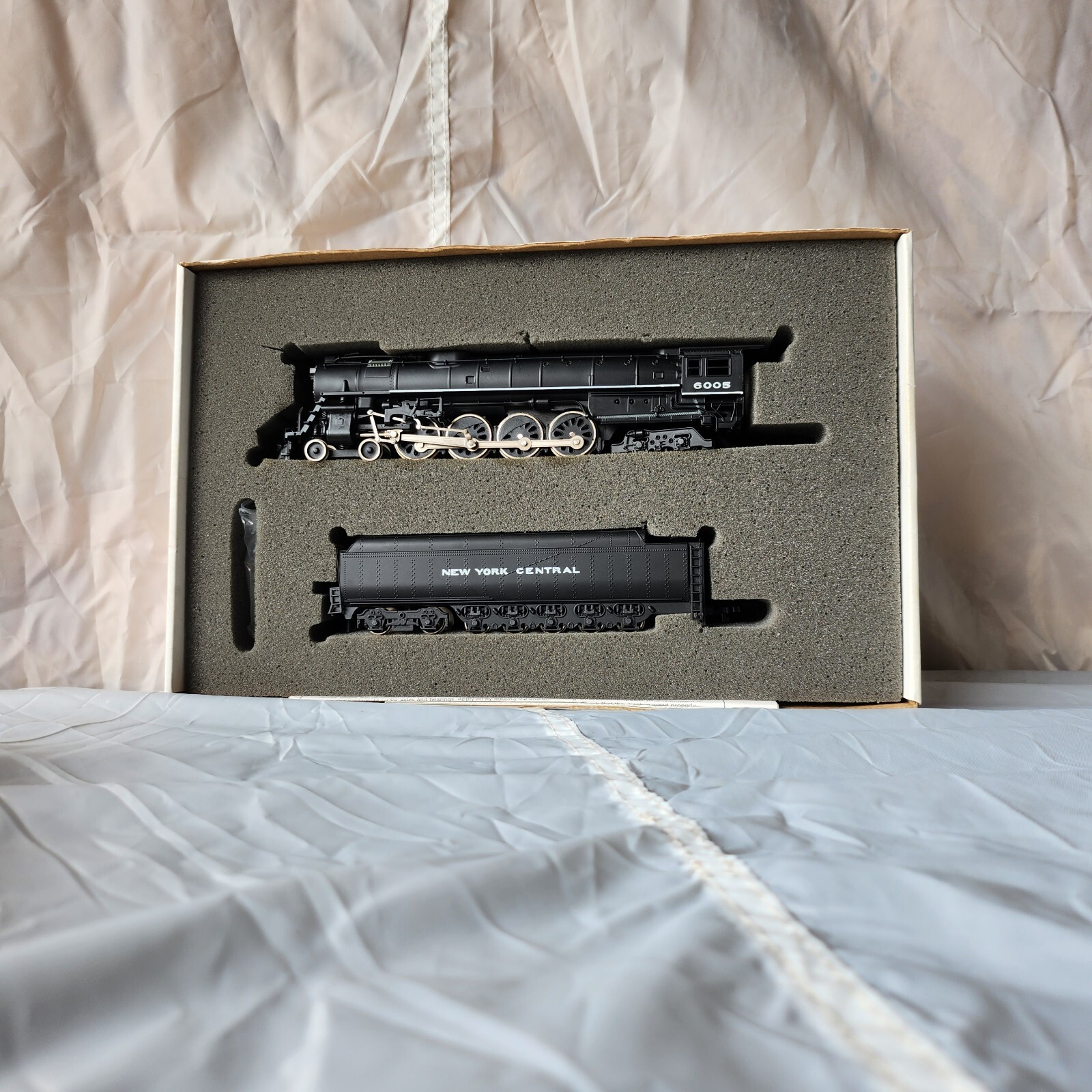 Bachmann 11305 Niagara 4-8-4 NYC 6005 Smoke Steam Locomotive Engine HO ...