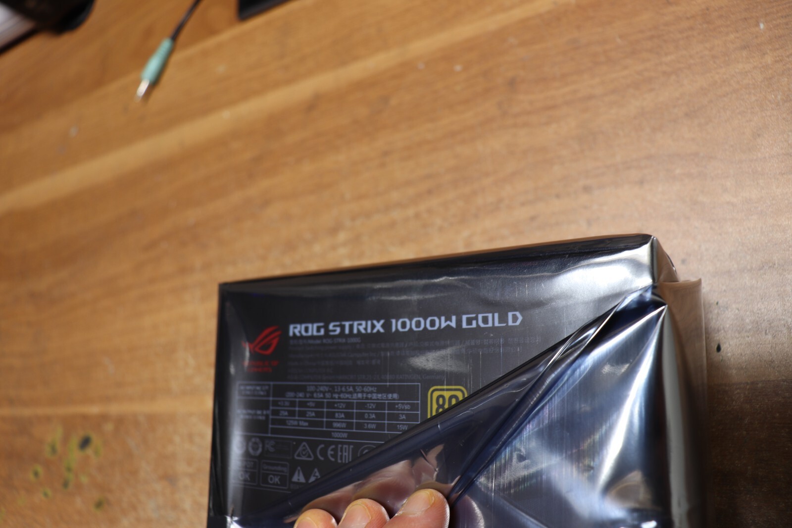 ASUS ROG Strix 1000W Gold PSU Power Supply - Black (ROG-STRIX-1000G ...