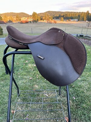 Horse Tack - 16 1/2” Bates Wintec Pro Close Contact English Saddle | eBay