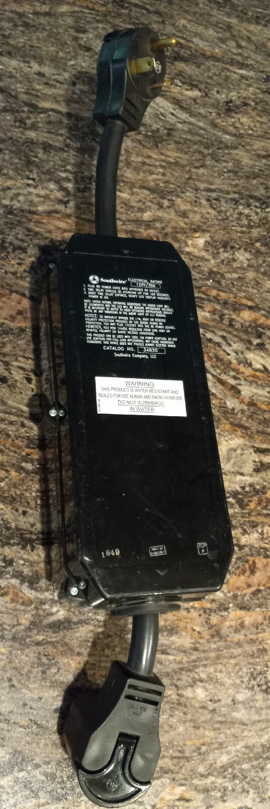 Southwire Surge Guard Model 34830 RV Power Surge Protector 30 Amp 120V ...