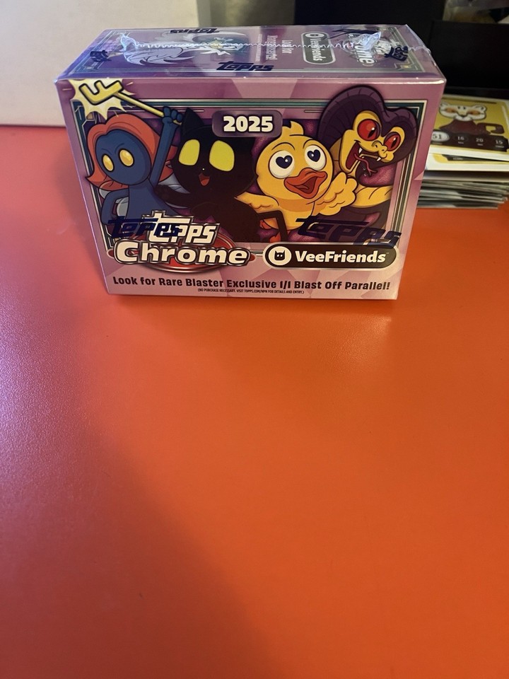 Vee Friends Blaster Box 2025 Topps Chrome GaryVee Brand New In Hand ...