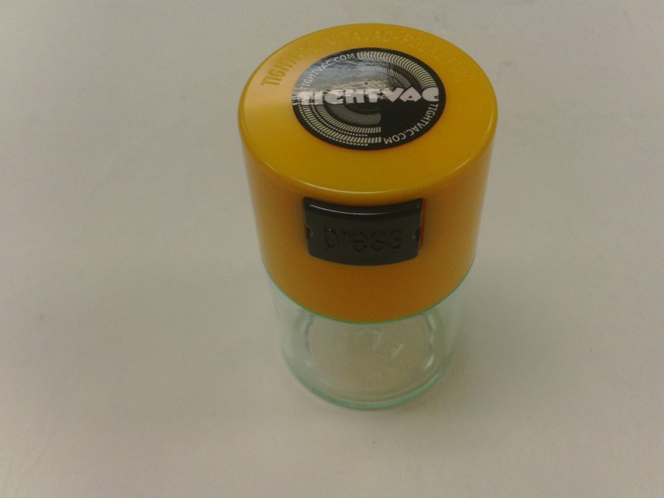 TIGHTVAC POCKETVAC .06 LITER SMELL AIR PROOF CONTAINER VACUUM SEALED ...