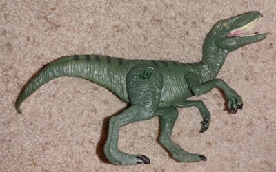 Jurassic World Velociraptor CHARLIE Green Raptor Dinosaur 10" Figure ...