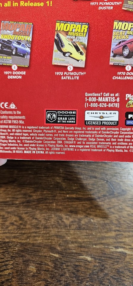 Johnny Lightning 1971 Plymouth Duster 340 Yellow/Orange Mopar Muscle 1: ...