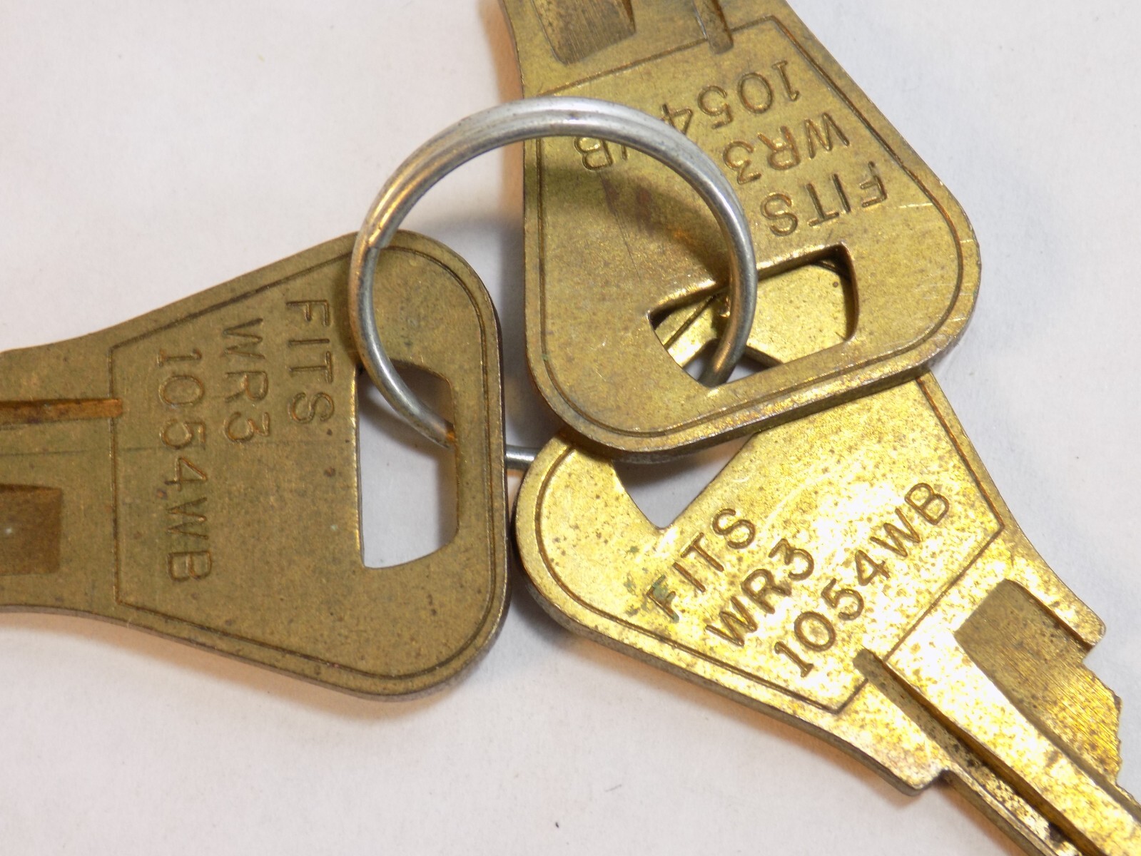 LOT OF 3 VINTAGE BRASS TAYLOR LOCK KEYS FITS WR3 1054WB | eBay