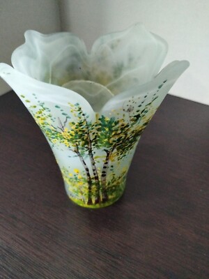 Vintage Art Glass vase flower design, hand painted the forrest, Frosted ...