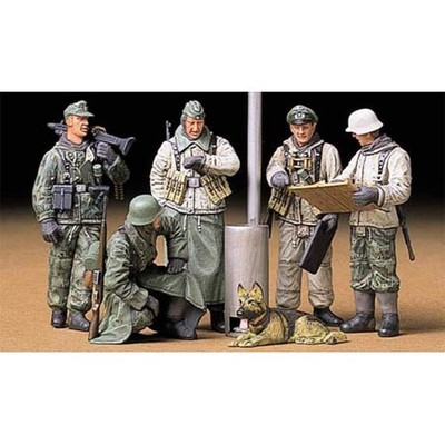 Tamiya 1/35 Ger.Soldiers at Field Briefing TAM35212 Plastic Accys ...