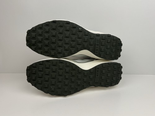 Nike Waffle Nav Sneakers Men’s Size 8 Jade Horizon/ Sail Oil-Green ...
