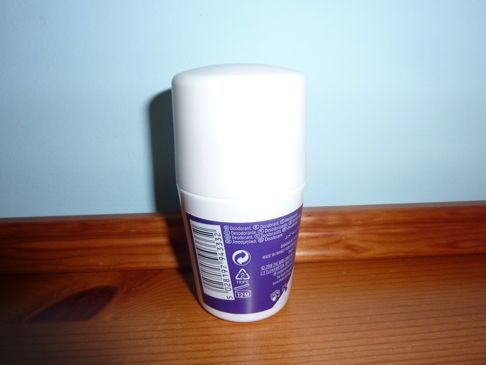 The Body Shop White Musk Deodorant Roll On 50ml New Unused Smells ...