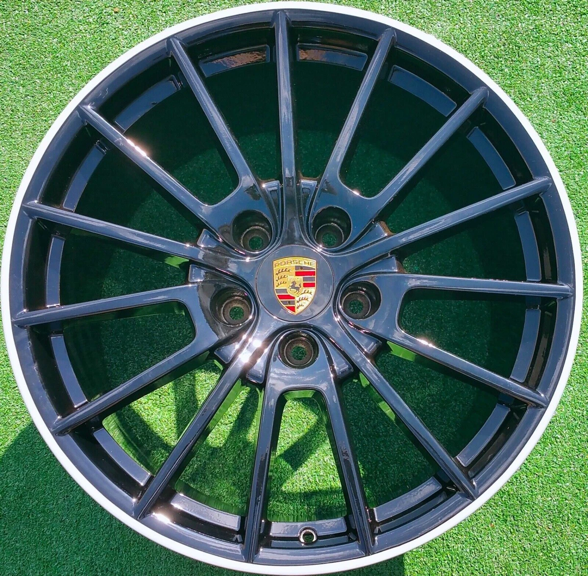 Porsche Panamera Black Wheels