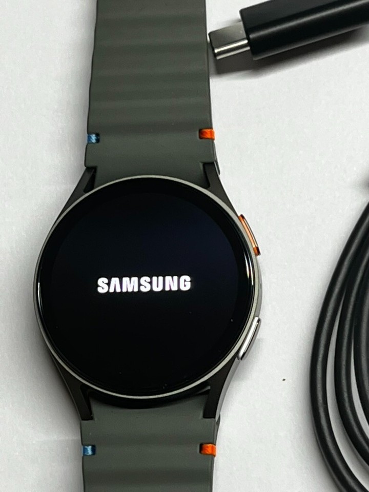 Samsung Galaxy Watch 7 40mm Green Smartwatch SM-L300 NEW NO BOX ...