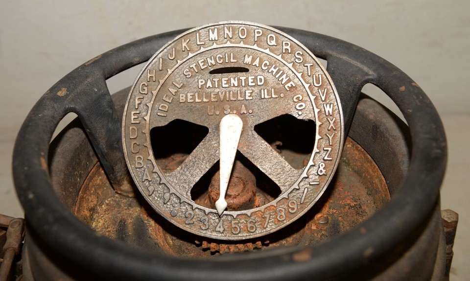 Vintage cast iron Ideal stencil machine No 3 collectible industrial ...