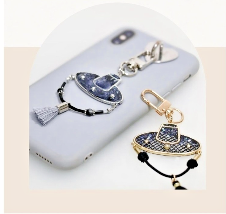 K-POP DEMON HUNTERS Goods – Handmade Korean Traditional Hat Keychain ...