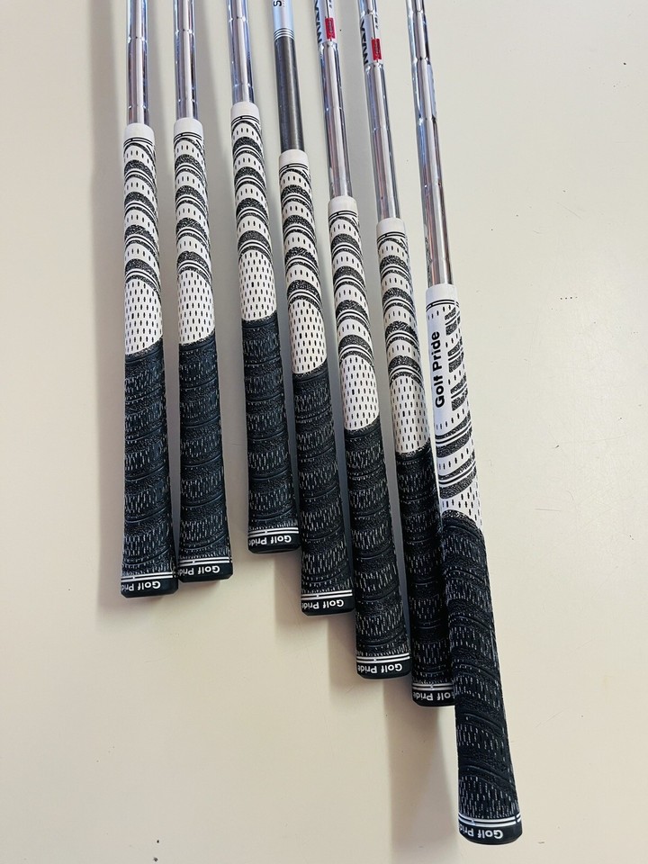 LH TaylorMade M4 Iron Set 5-PW +AW KBS Max Regular Flex 85g Graphite ...