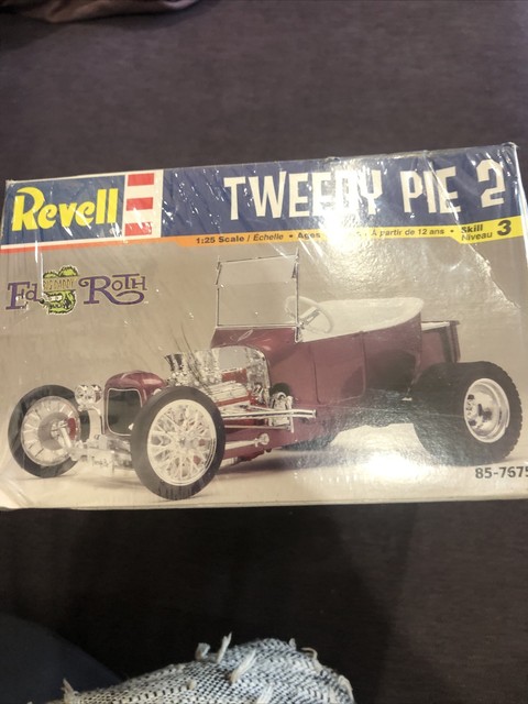 NOS Revell Tweedy Pie 2 Model Car Kit 85-7675 Ed Big Daddy Roth Skill 3 ...