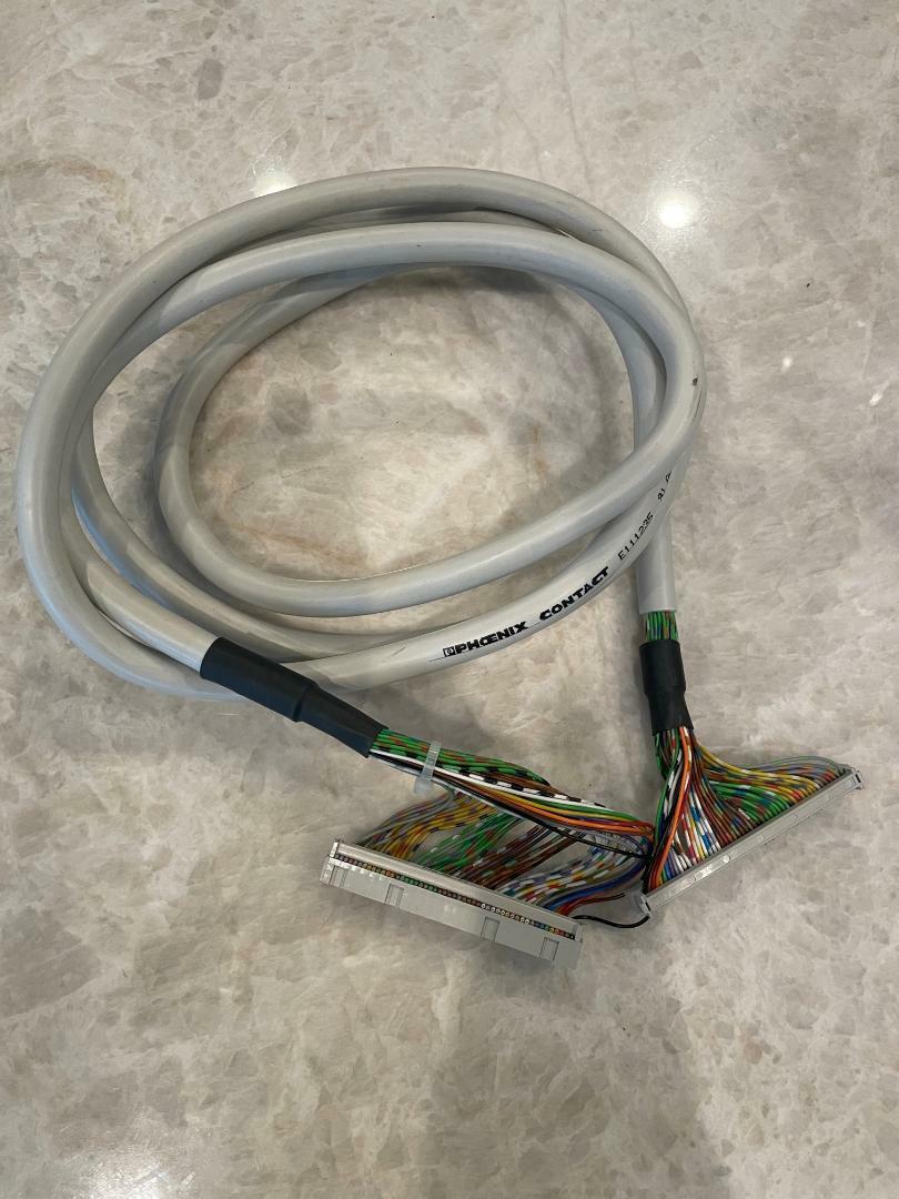 E111235 - Phoenix Contact - AWM Style 2464 / Cable Interface 72 ...