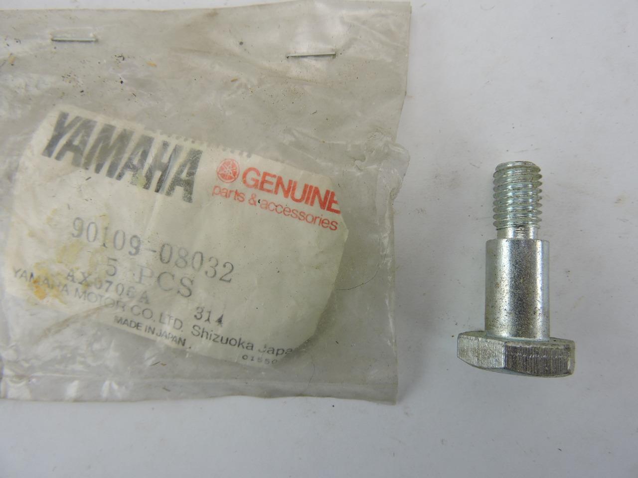 90109-08032 NOS Yamaha Side Stand Pivot Bolt RD200 HS1 YZ1 CS3 DT50 G55 ...