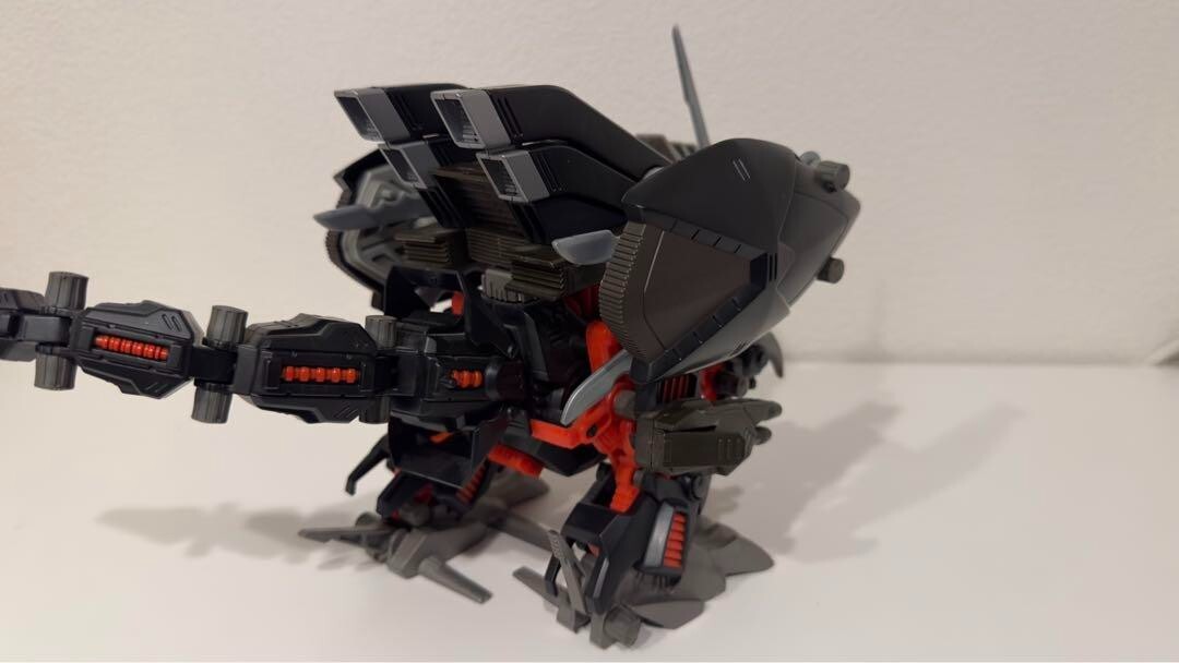 Zoids Geno Breaker Jet Takara Tomy ZOIDS Death Sauer AZ 07 Model Kit