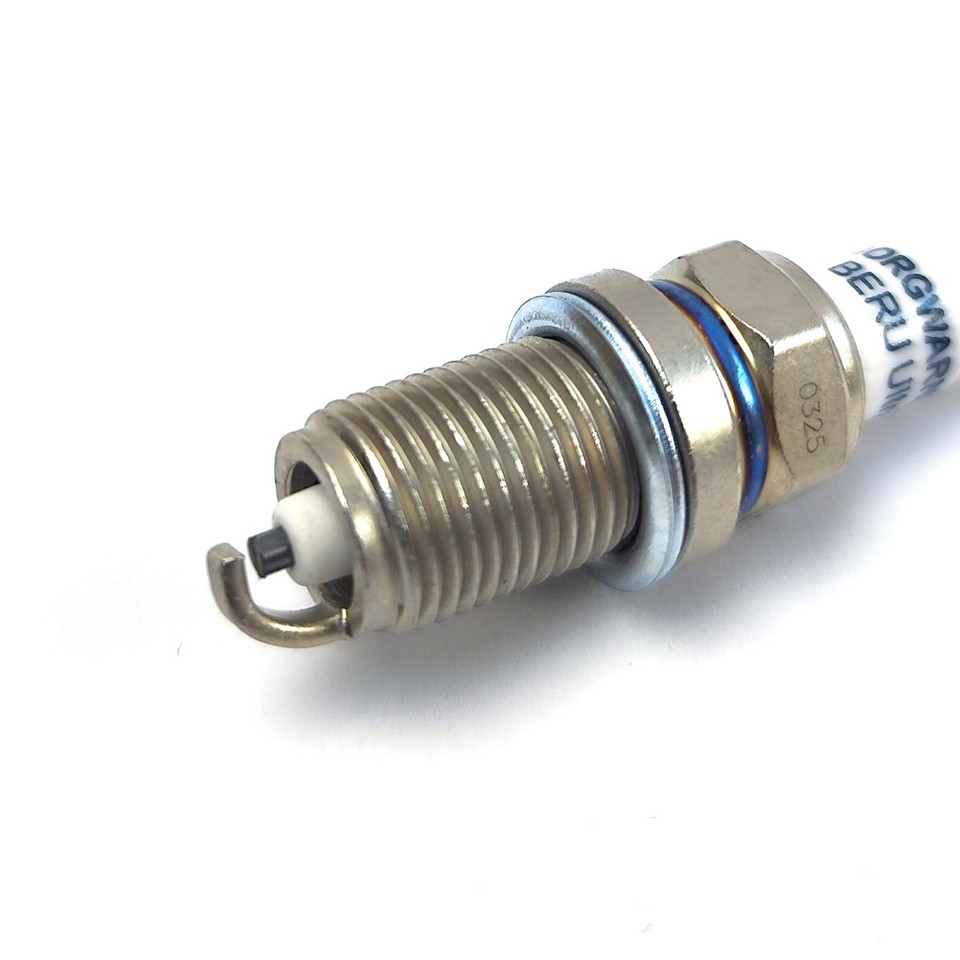 Beru Z249 Bougie D'Allumage pour Toyota Auris Avensis Celica Corolla ...