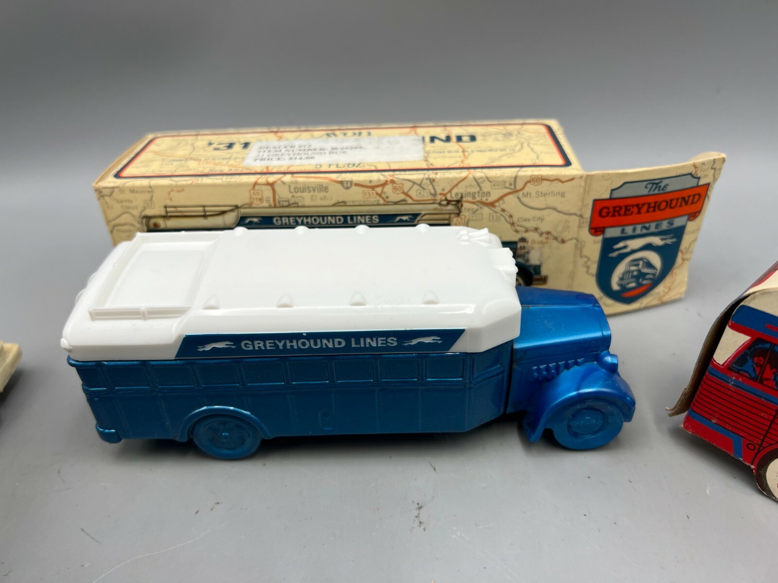 Lot of 6 Toy Buses Greyhound Lesney Hotwheels Animal Crackers Avon ...