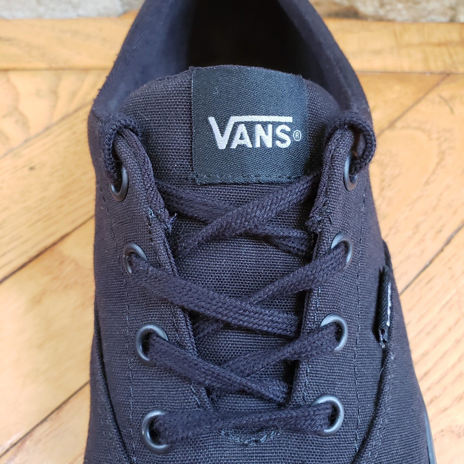 VANS Women's 11 Triple Black Doheny Athletic Skate Sn… - Gem