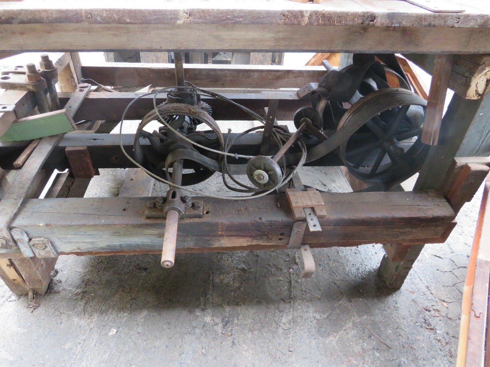 Large Antique Grist Mill for a serious farmer, prepper or off grid ...