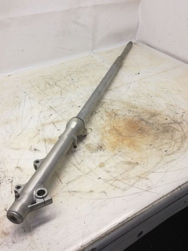 FOURCHE DROITE POUR HONDA VF 750 CUSTOM DEPUIS 1984 (e43406) | eBay
