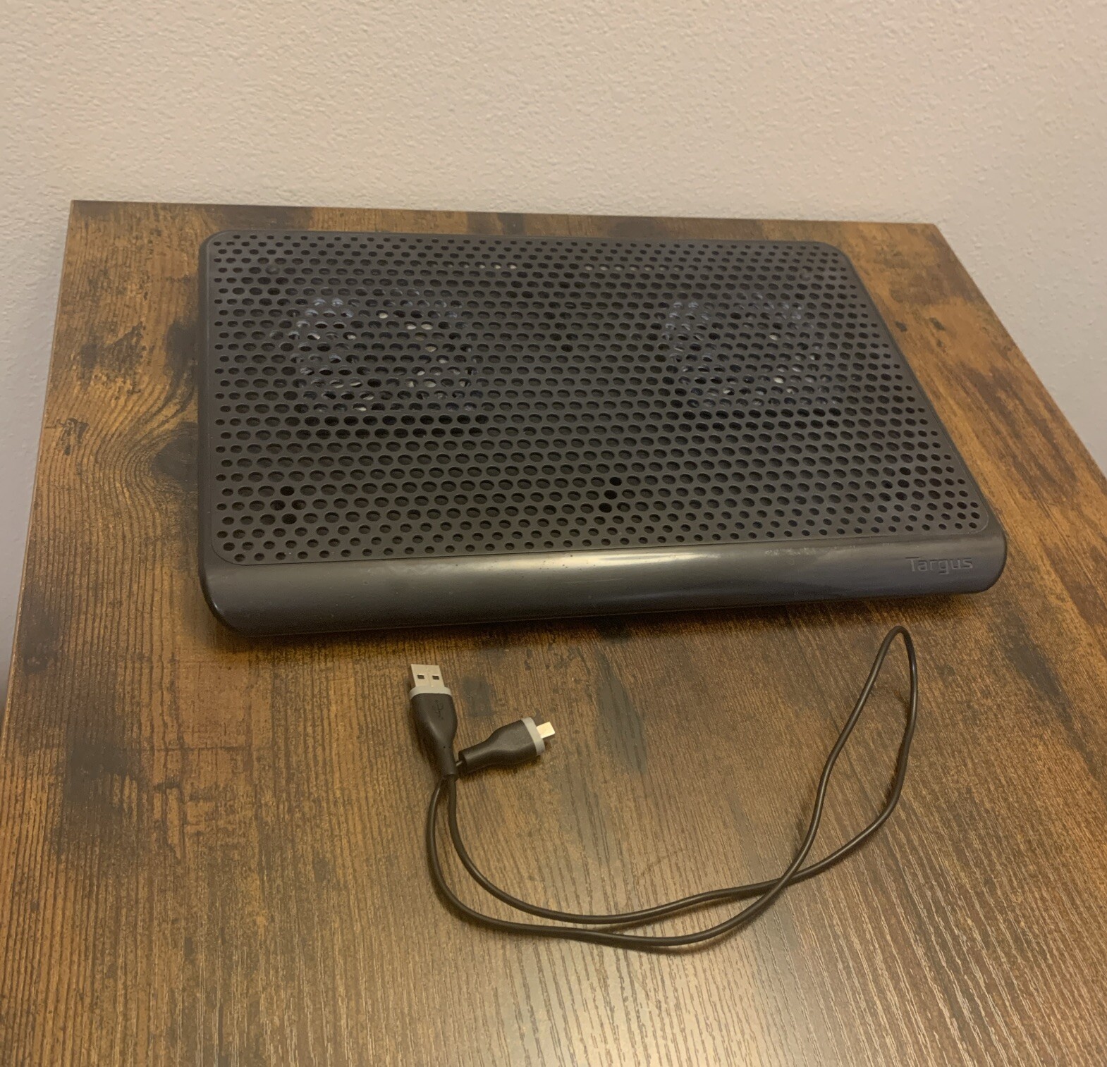 Targus Chill Mat Dual Fan USB Powered 15" Laptop Cooling Pad (AWE61 ...