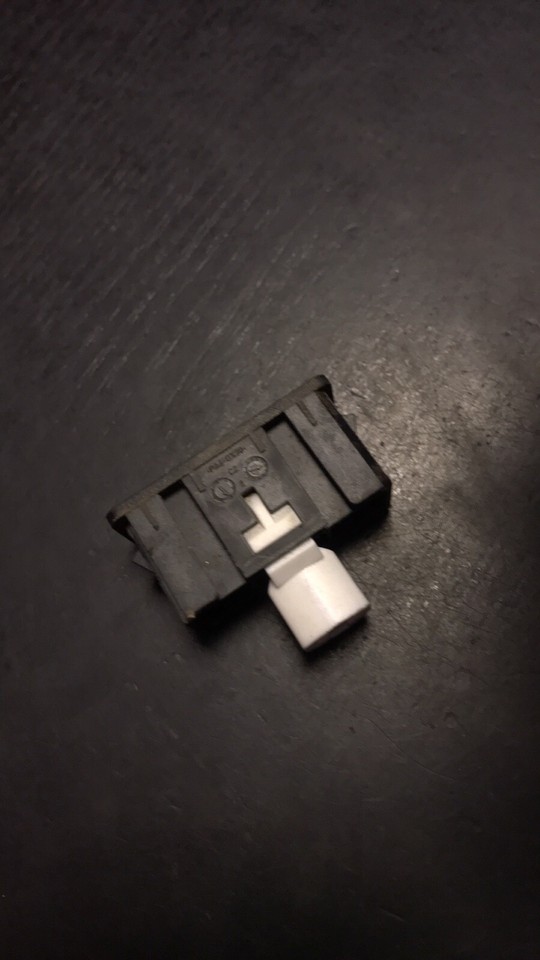 BMW F31 3 Series F22 F23 F30 F34 F32 F33 LCI USB Port 8410 9230248 | eBay