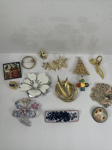 Lot of 14 Vintage Brooches Pins Jewelry Jewelry Assorted Shapes and Colors | eBay