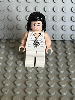 LEGO INDIANA JONES Minifig Marion Ravenwood 7621 Raiders Tomb Retired ...