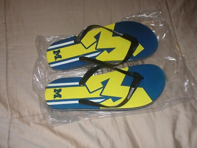 UNISEX Michigan Woverines Official NCAA Thong Sandals 11.5"L X 4.25"W ...