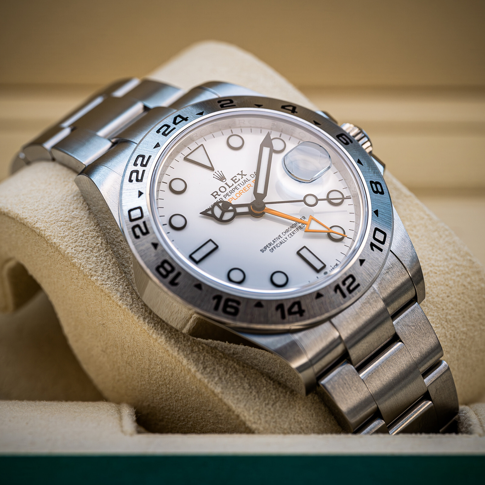 Rolex Explorer II 226570 Polar 42mm White Dial Oystersteel GMT Complete ...