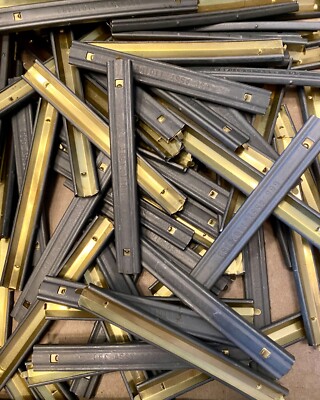 200 Original U.S. Surplus Stripper Clips 223/556 Rifle BLACKOUT (10 RD ...