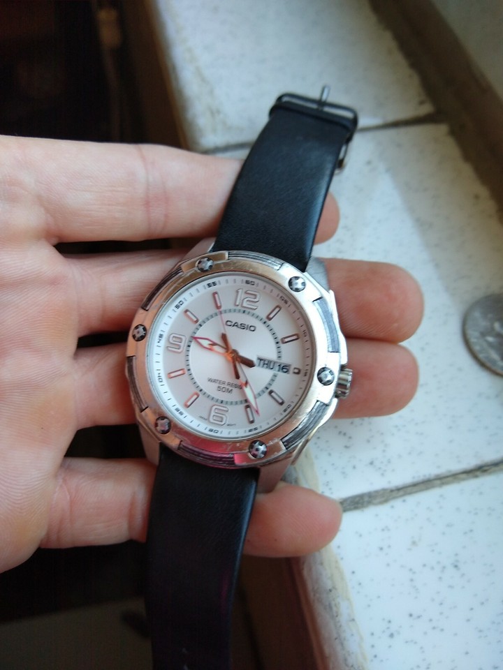 Casio 5125 MTP-1327 Men's Quartz Wristwatch Day Date Window Leather ...