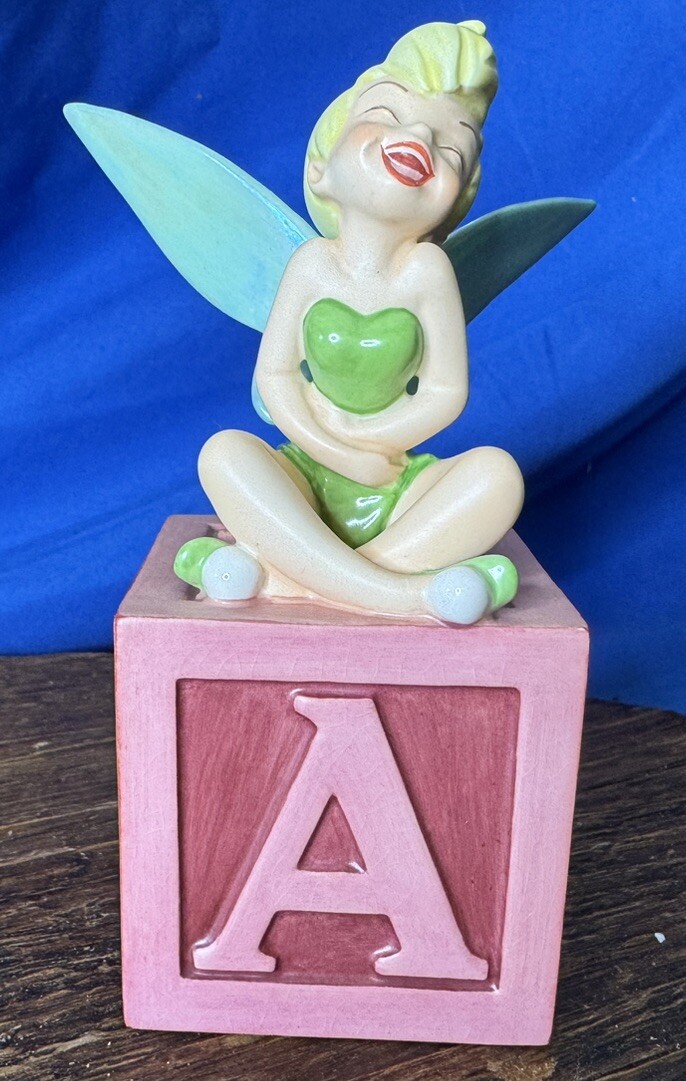 WDCC TINKERBELL "A Firefly! A Pixie! Amazing!" Dealer Display. Box ...