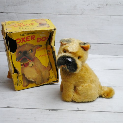 RARE Vintage JAPAN Wind-Up Toy Boxer Dog Moves Head & Wags Tail Linemar ...